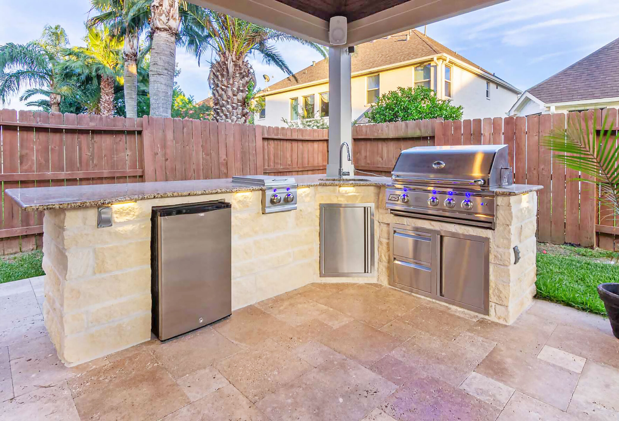 Outdoor Kitchens Houton TX | HHI Patio Covers Houston